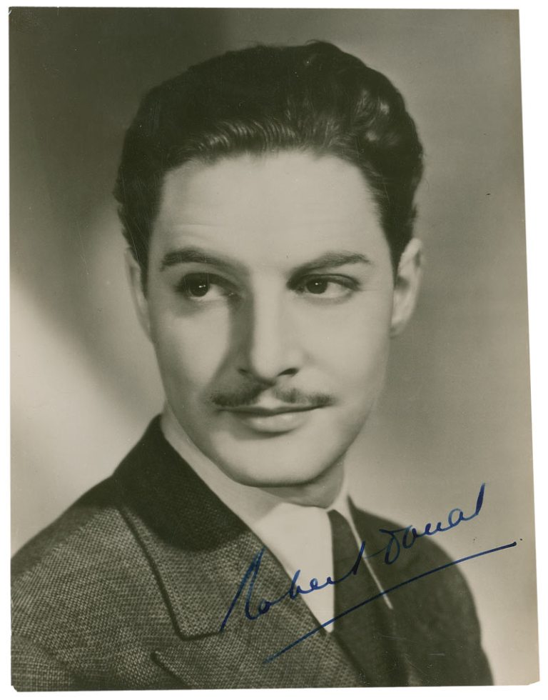 Biography | Robert Donat